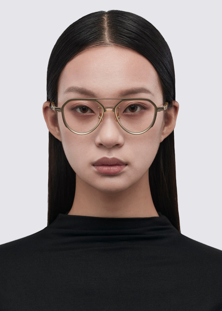 JETT Clip-On – A SOCIETY